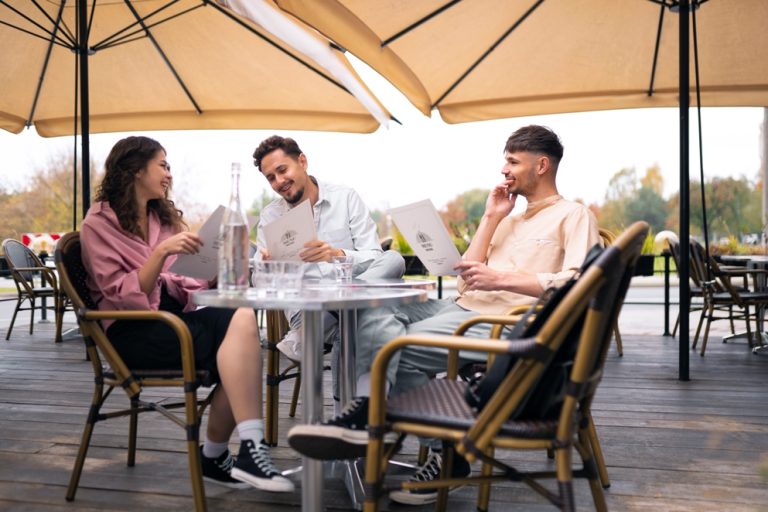 Summer Promotional Ideas For Restaurants | ProImprint Blog